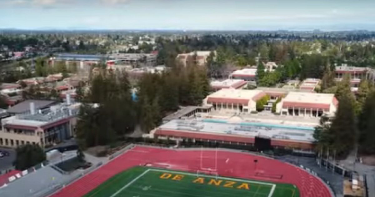 留学体験談｜De Anza College｜カリフォルニア州のコミカレ | 手数料無料の留学サイトドットコム